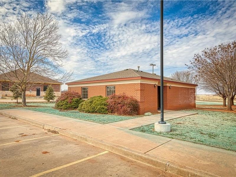 Commercial Property in Sayre, OK, Property for Sale in Oklahoma, #235149